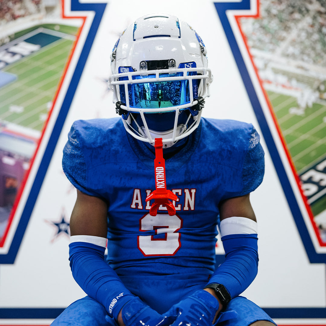 NXTRND VZR3™ Blue Football Visor