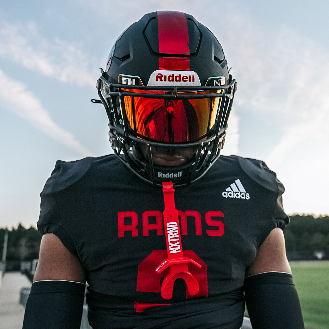 NXTRND VZR3™ Red Football Visor