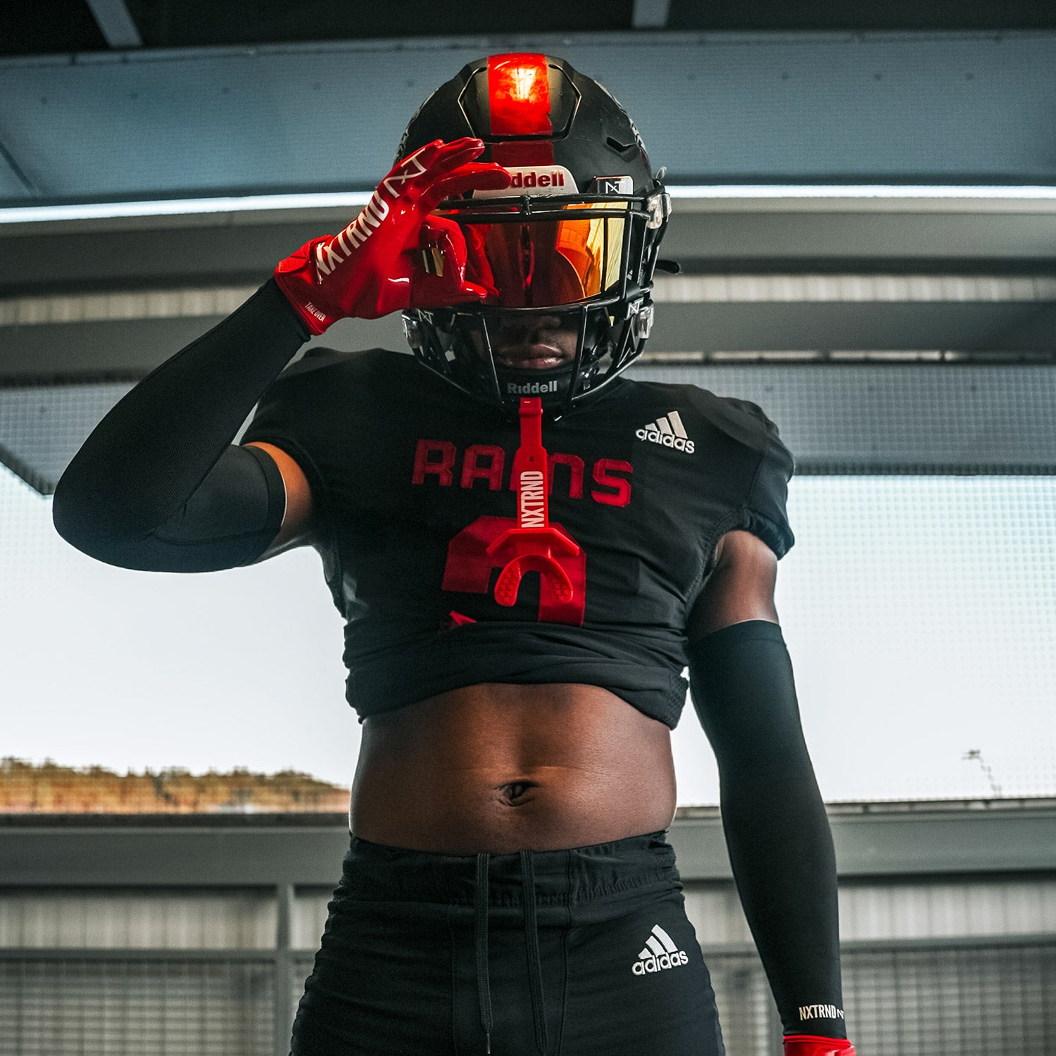 NXTRND VZR3™ Red Football Visor