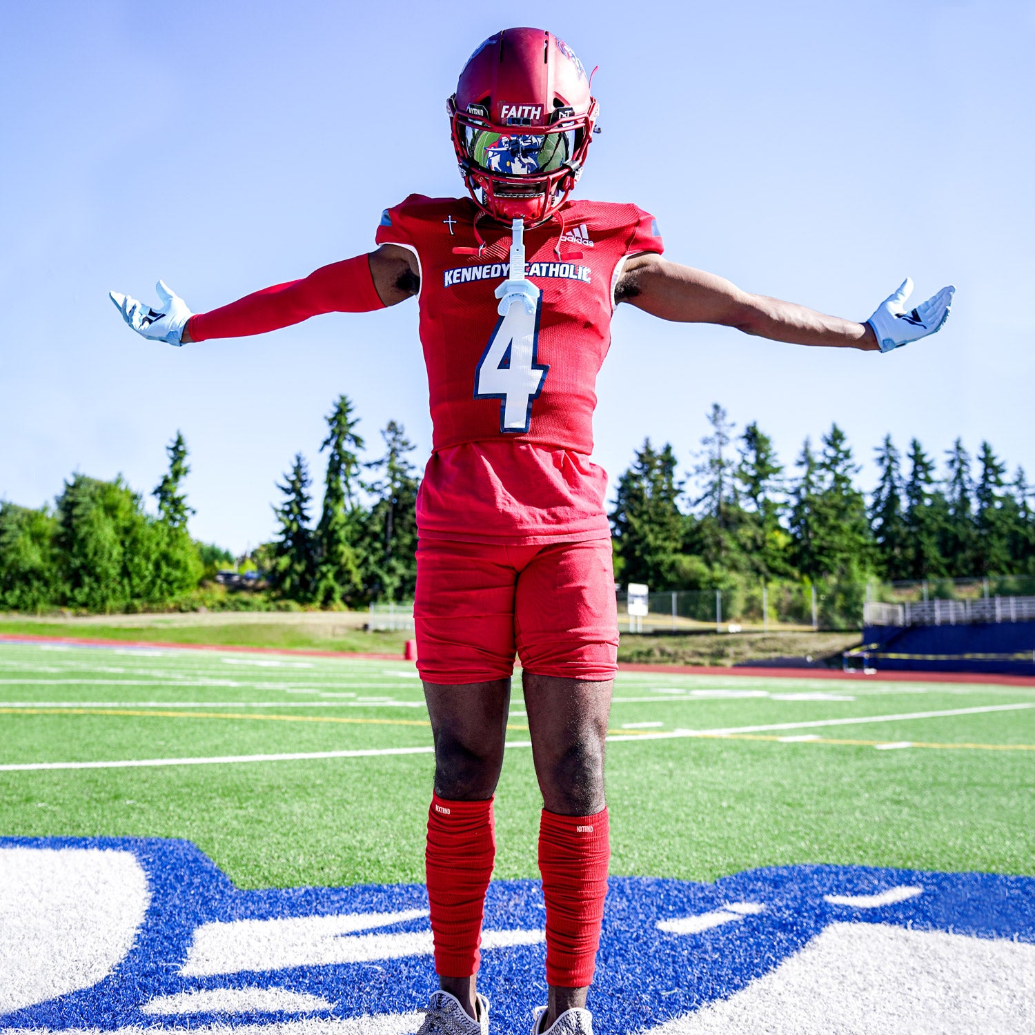 NXTRND Football Leg Sleeves Red